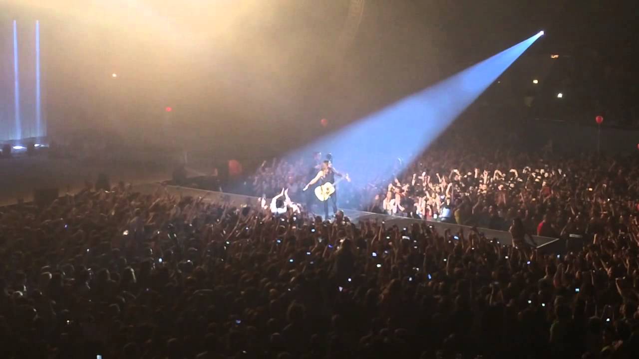 Jared Leto Speech From Kiev Concert - YouTube