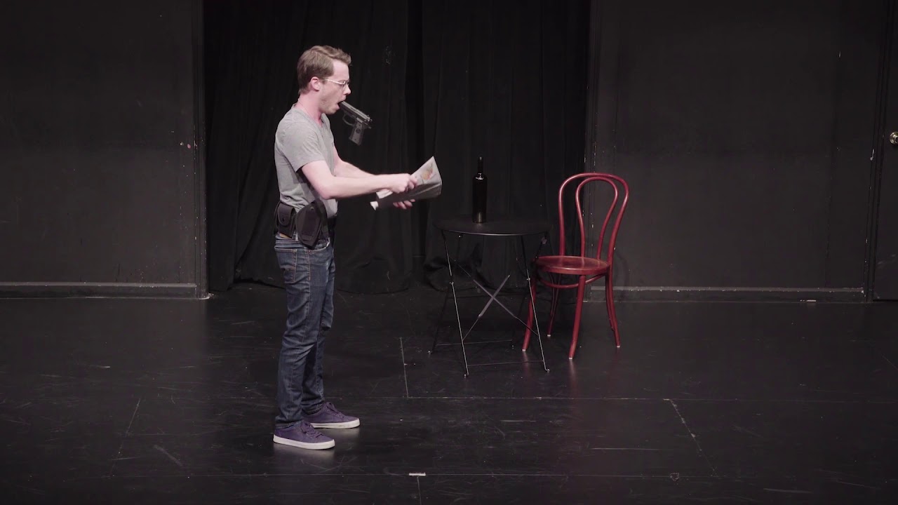 Cop Doesn't Know How Guns Work - Eric Feurer - YouTube