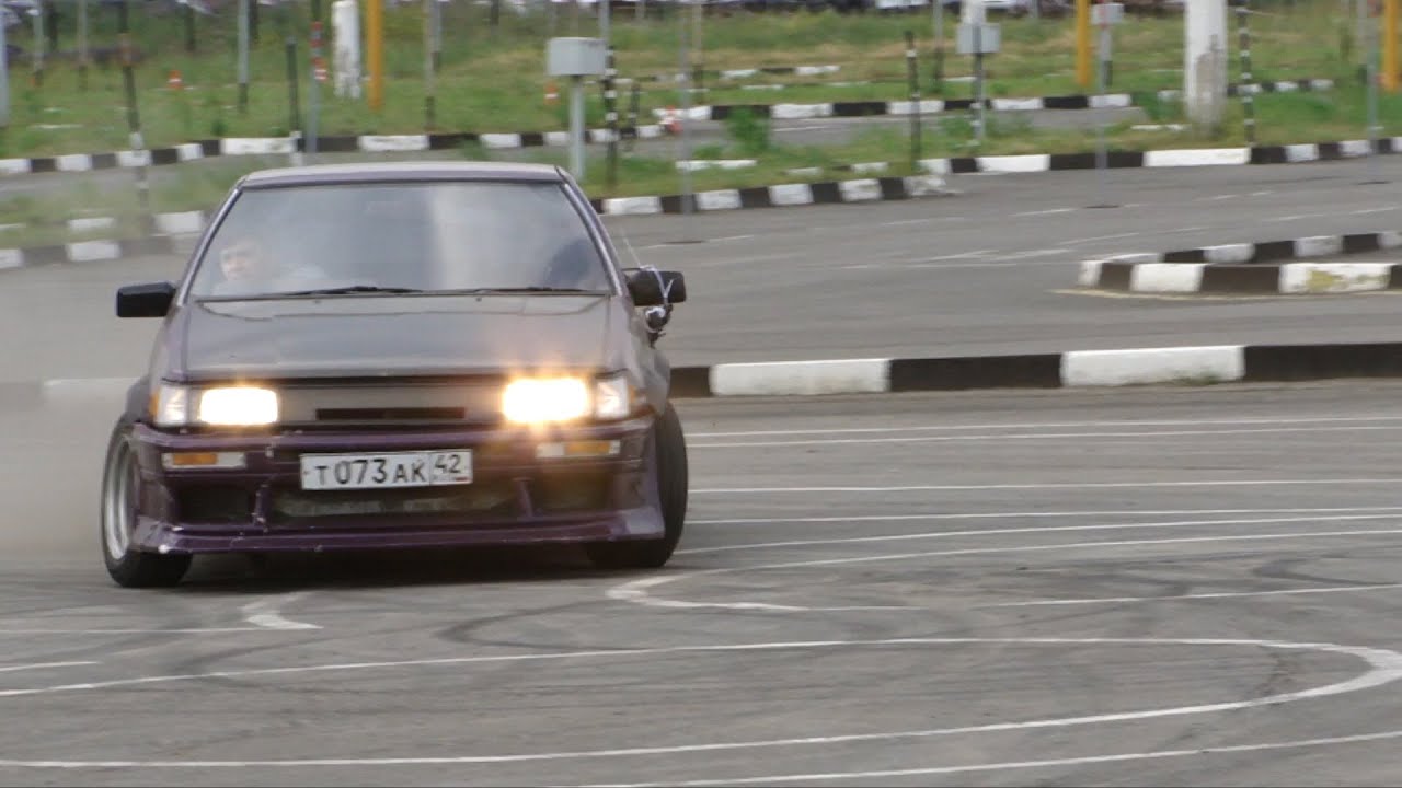 Toyota Levin ae85 - YouTube