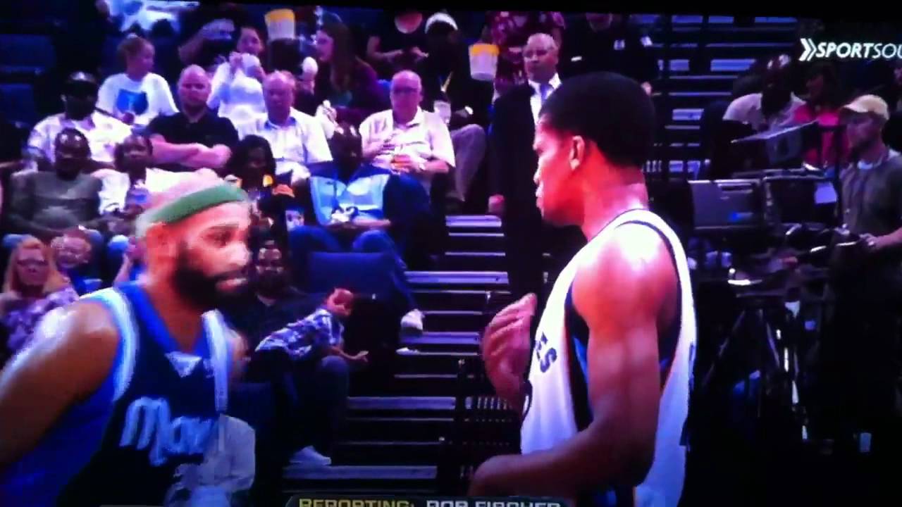 Vince Carter funky breath! - YouTube