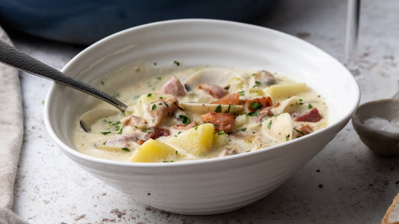Creamy New England Clam Chowder Recipe - YouTube
