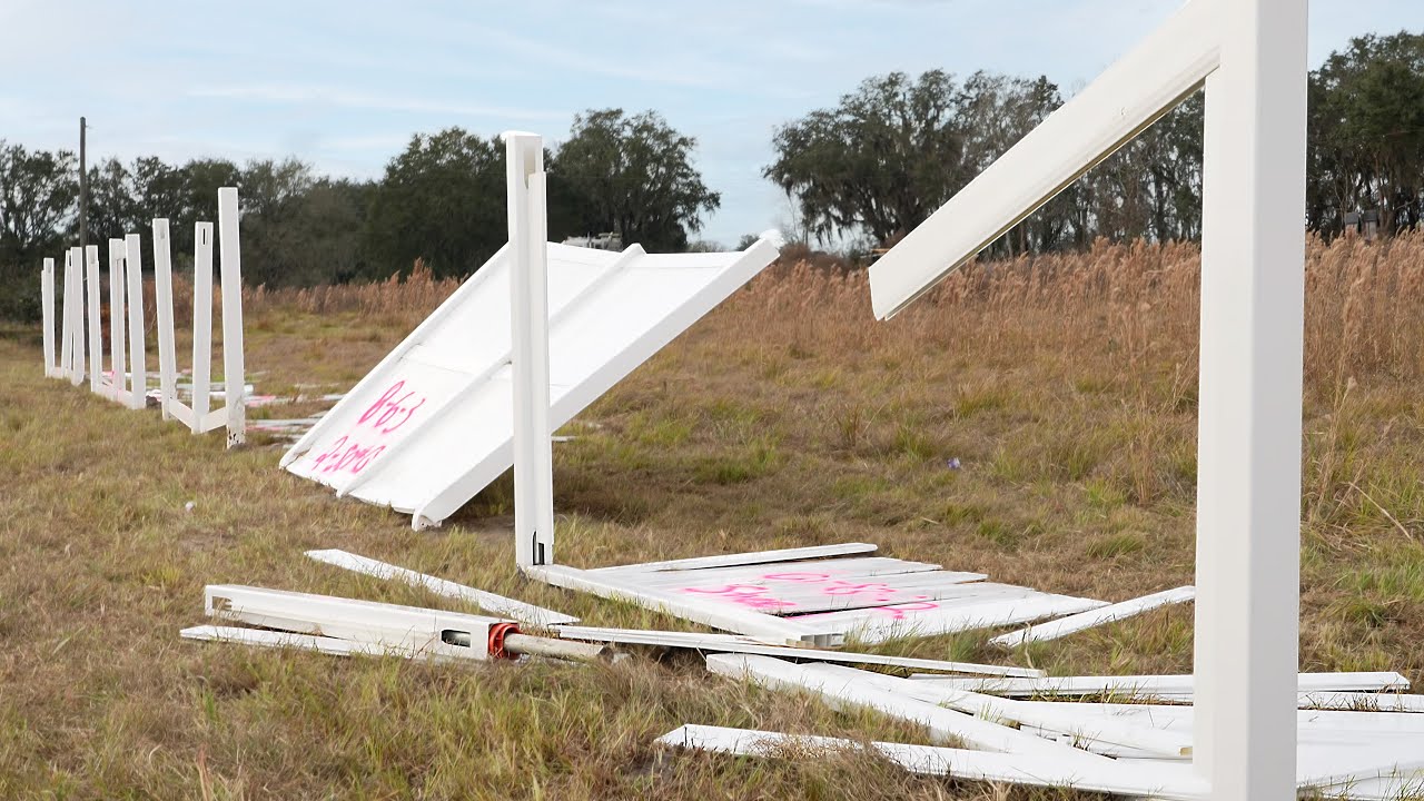 The Truth About Vinyl Fences In Extreme Wind - YouTube