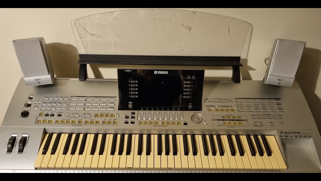 My Yamaha Tyros 1 Demo Function - YouTube