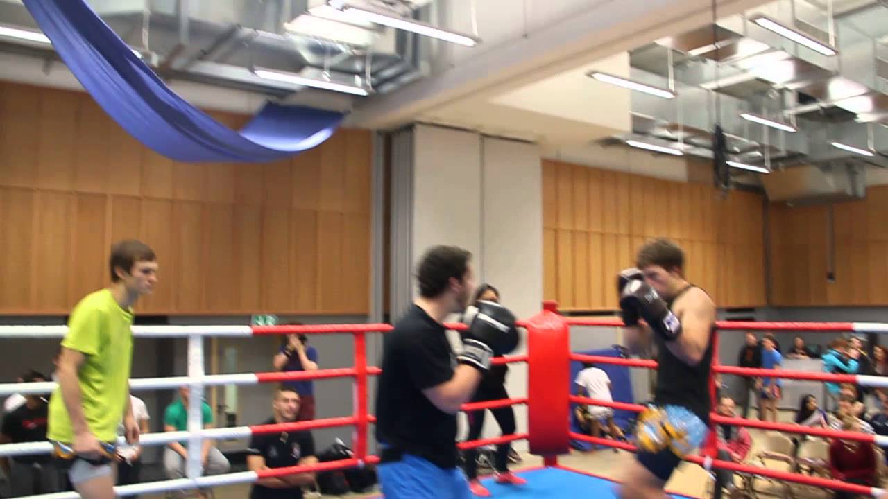 Callum Muir vs Elliot Scott K1 Kickboxing Rules (first 2 rounds) - YouTube