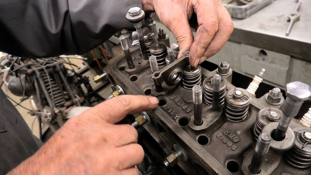 Off His Rocker: 'A' Series Engine Rocker Tweaks - YouTube