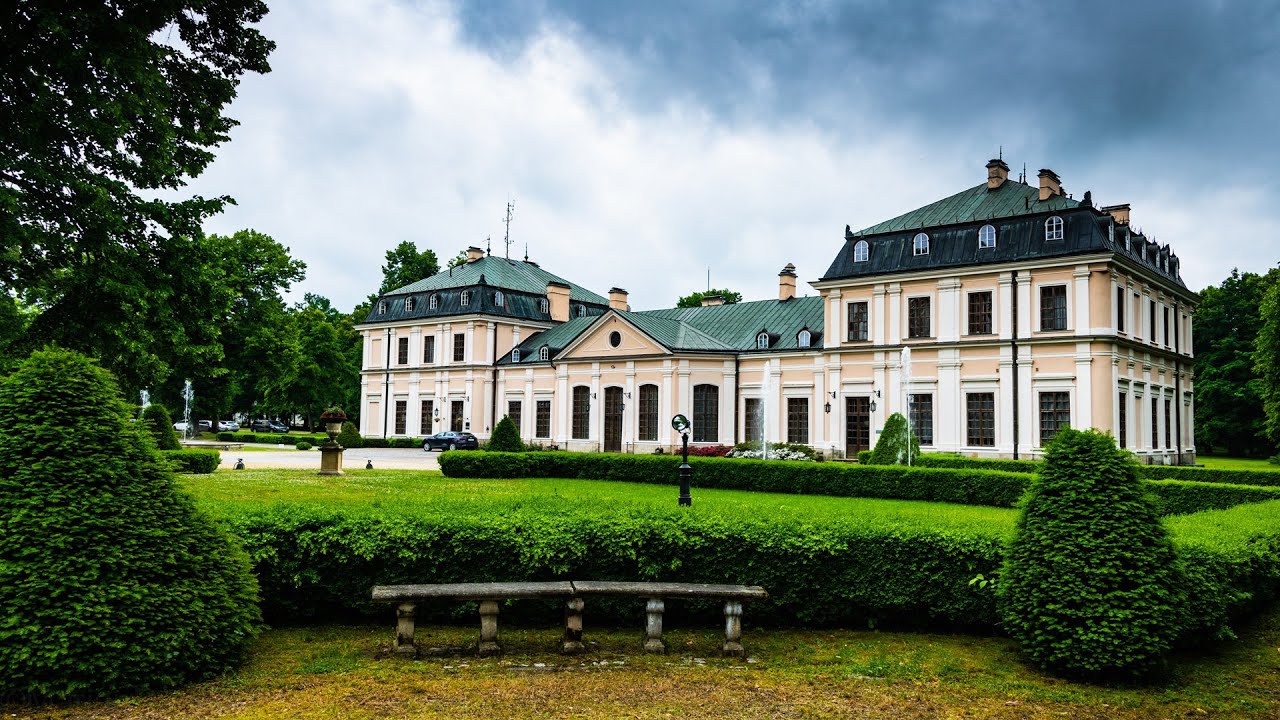 Pałac Czartoryskich w Sieniawie - YouTube