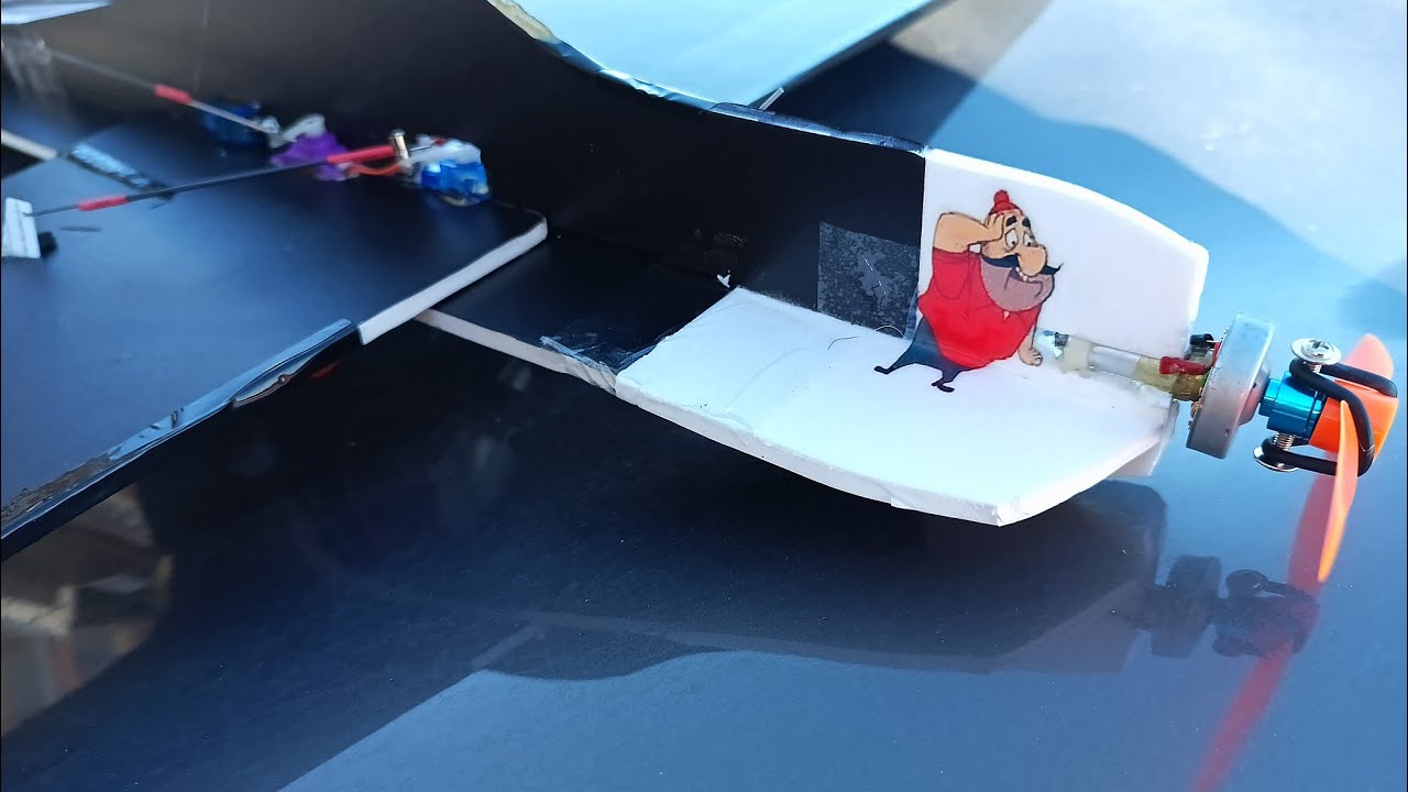 Black Jack Shellac Flat foam scratch build - YouTube