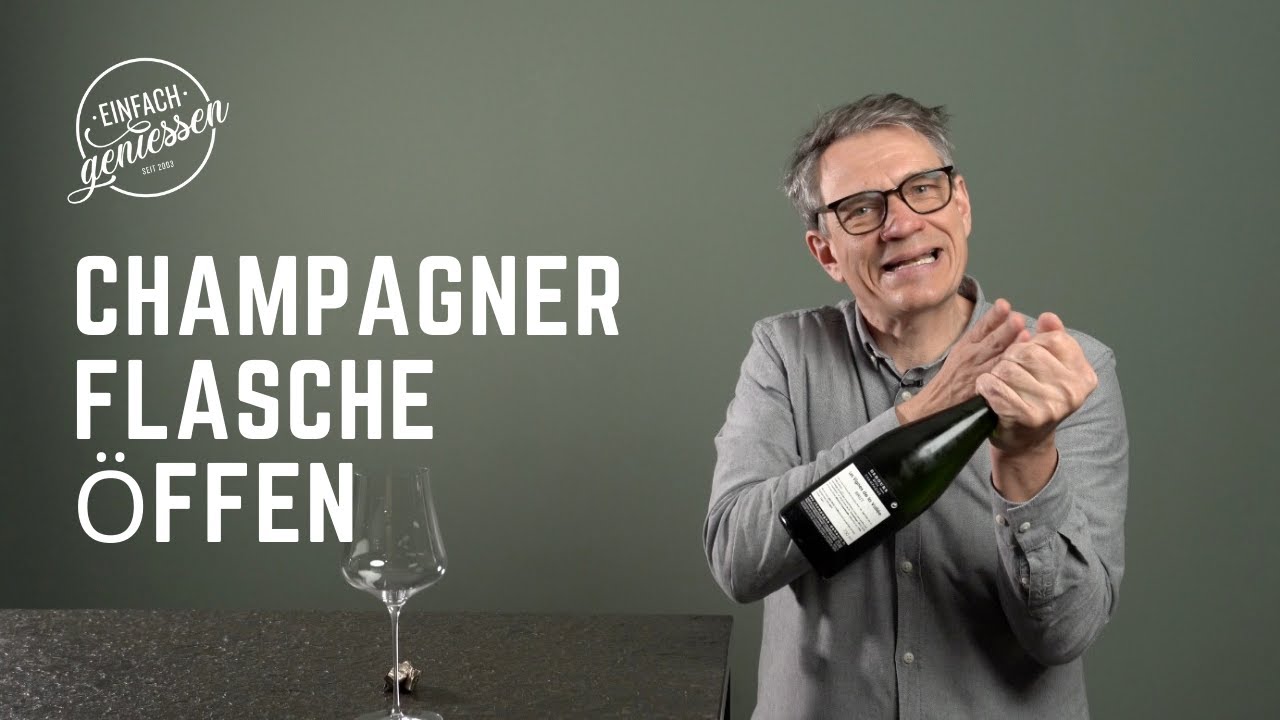 Wie öffnet man eine Flasche Champagner richtig? - YouTube