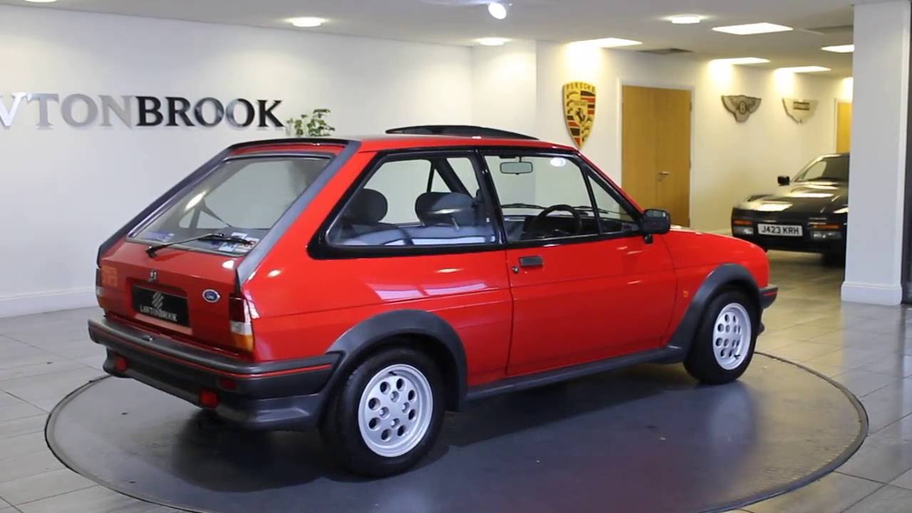 Ford Fiesta XR2 Red with Cloth - Lawton Brook - YouTube