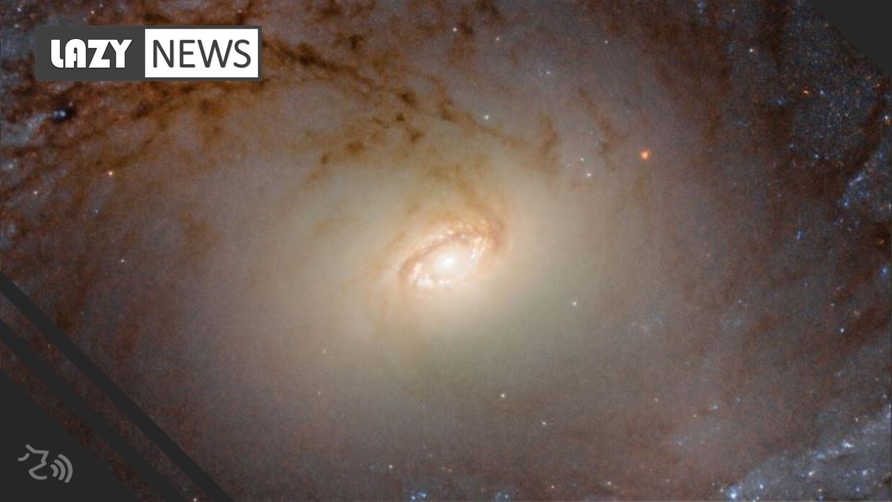 NASA's Hubble spots stunning 'pinwheeling' galaxy - YouTube