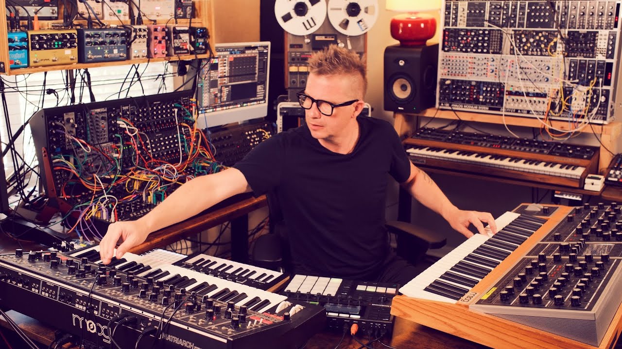 "K2-18 b Response" (14th bonus track from Signals From The Hollow Moon ...