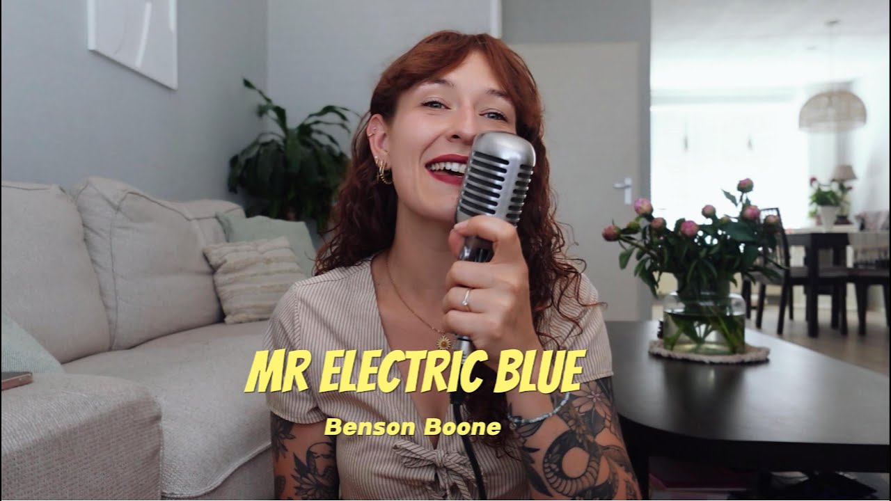 Mr Electric Blue - Benson Boone (Acoustic Cover) - YouTube