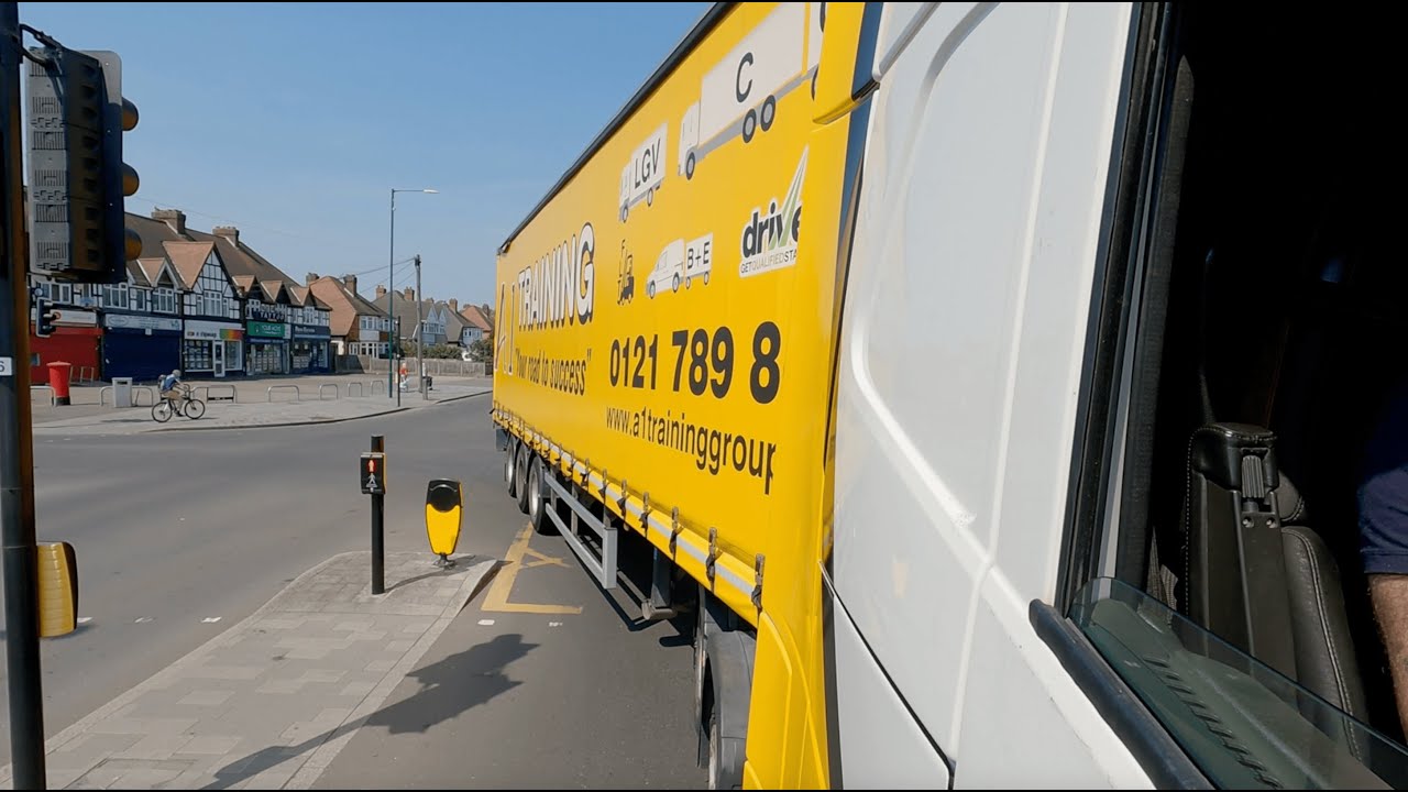 Mastering the Tight Right Turn at Morrisons Lights - HGV Test Tips ...
