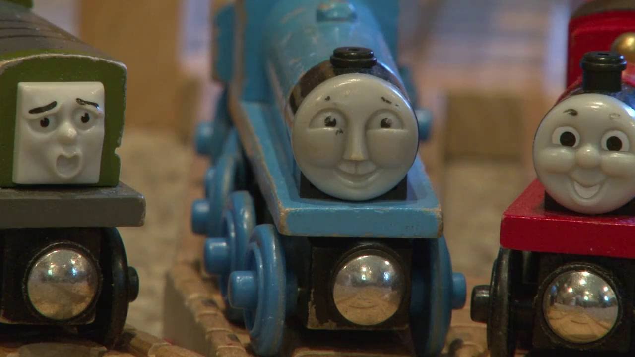 Thomas the tank Engine Epic Rap Battles in History Noah - YouTube