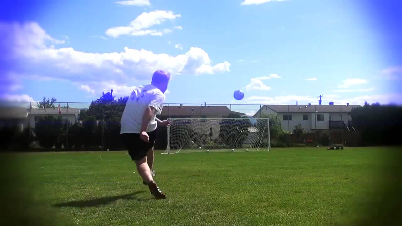 Dip Free Kick! - YouTube