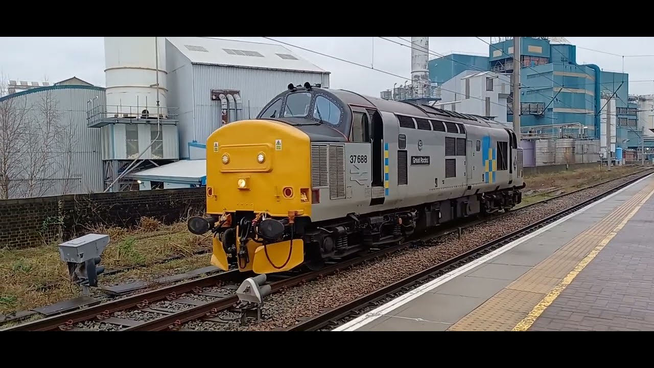 Great Rocks 37 688 ... - YouTube