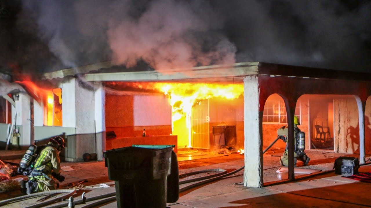 Bernard Street Structure Fire - YouTube