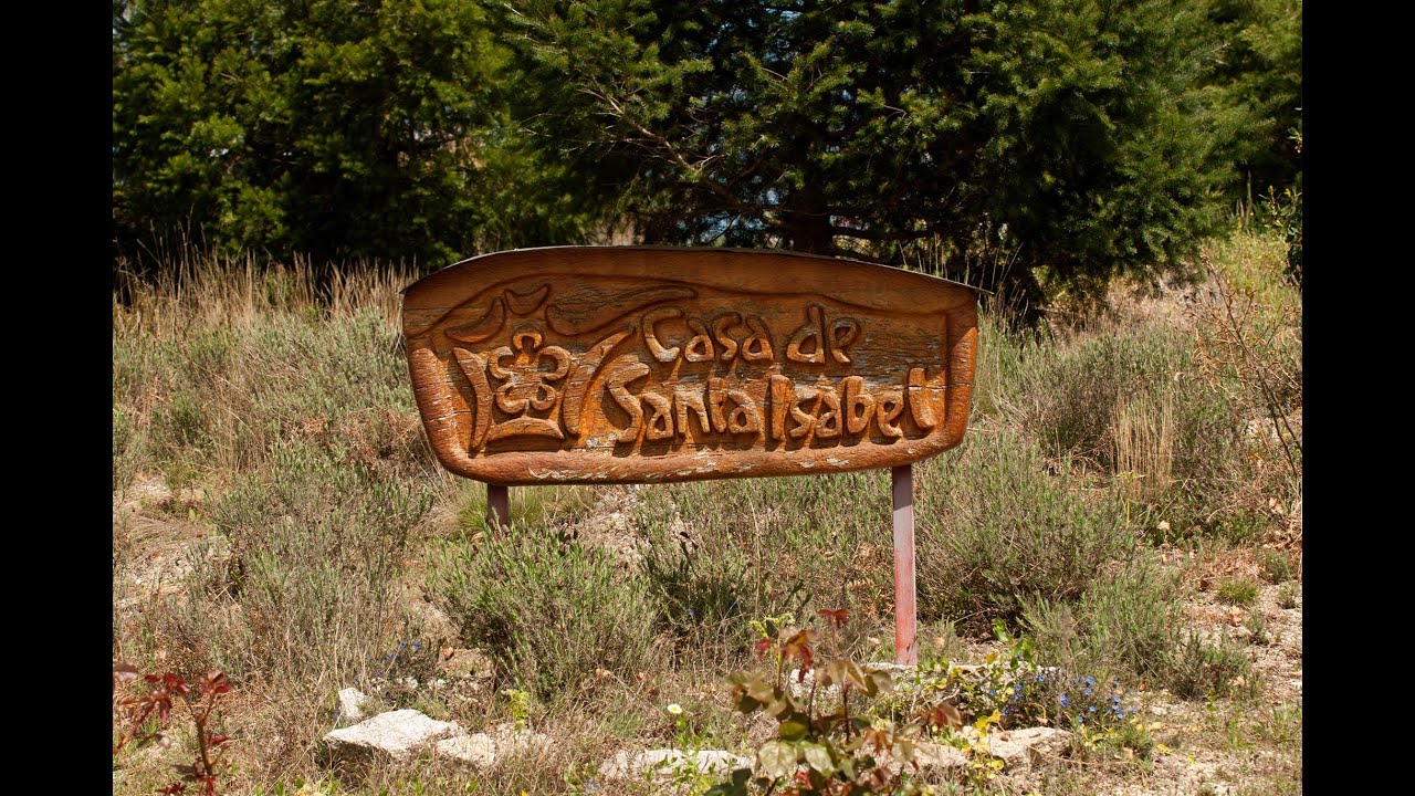 A Casa de Santa Isabel - YouTube