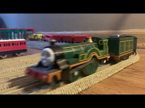 Tomy Emily & RC Molly running on my new basement Trackmaster Layout ...