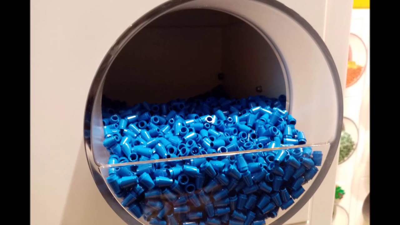 LEGO Pick A Brick (PAB) Wall - LEGO House Denmark (December 2019) - YouTube