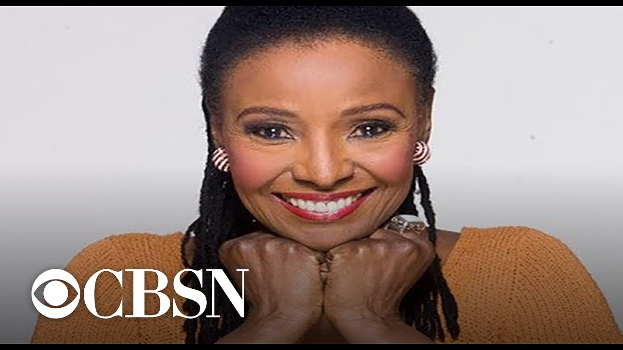 Bee Smith's Instagram, Twitter & Facebook on IDCrawl