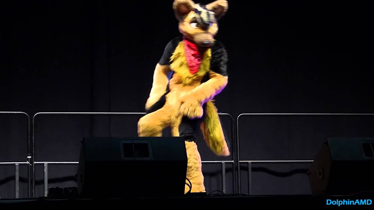 Anthrocon 2012 - Fursuit Dance Competition - Doryuu - YouTube