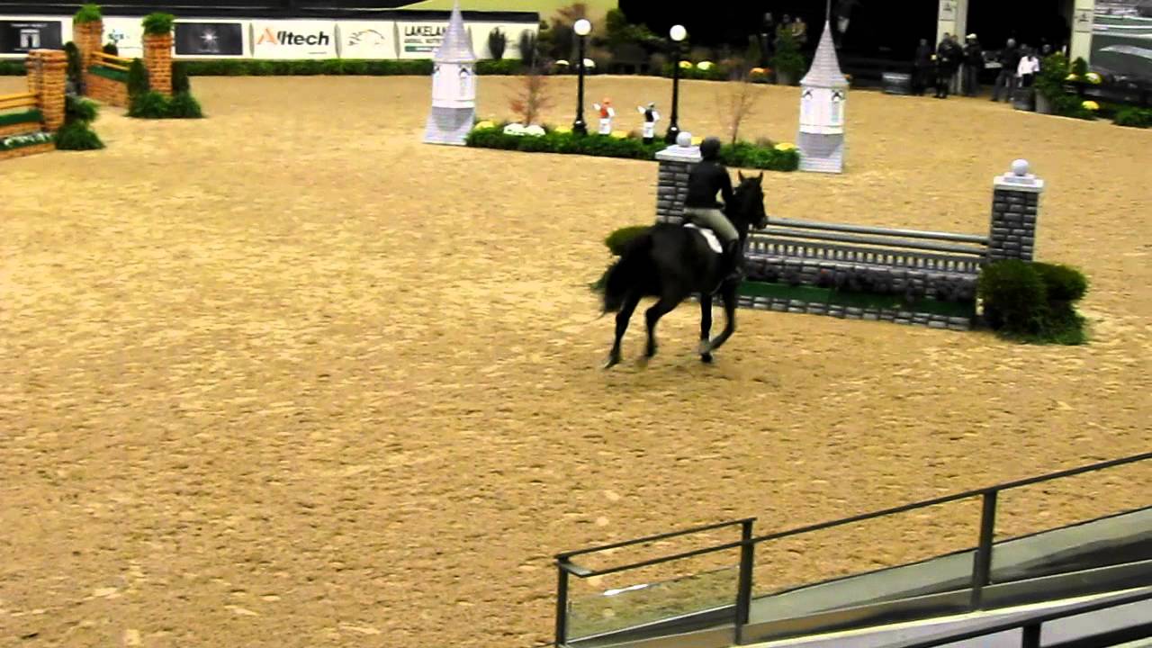 Hannah Wally Maclay Nationals warm up November 2012 - YouTube