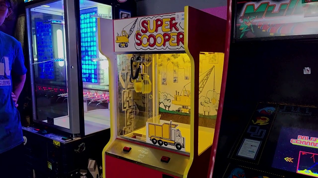 Super Scooper Tiny Claw Machine in our June 2022 Online Arcade Auction ...