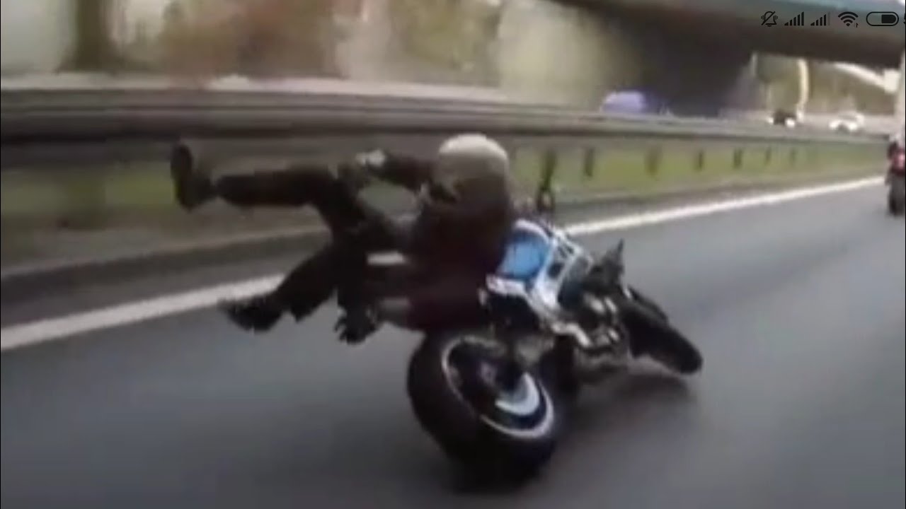 2020 CRAZY AND STUPID MOTORCYCLES CRASHES PART 2 - YouTube