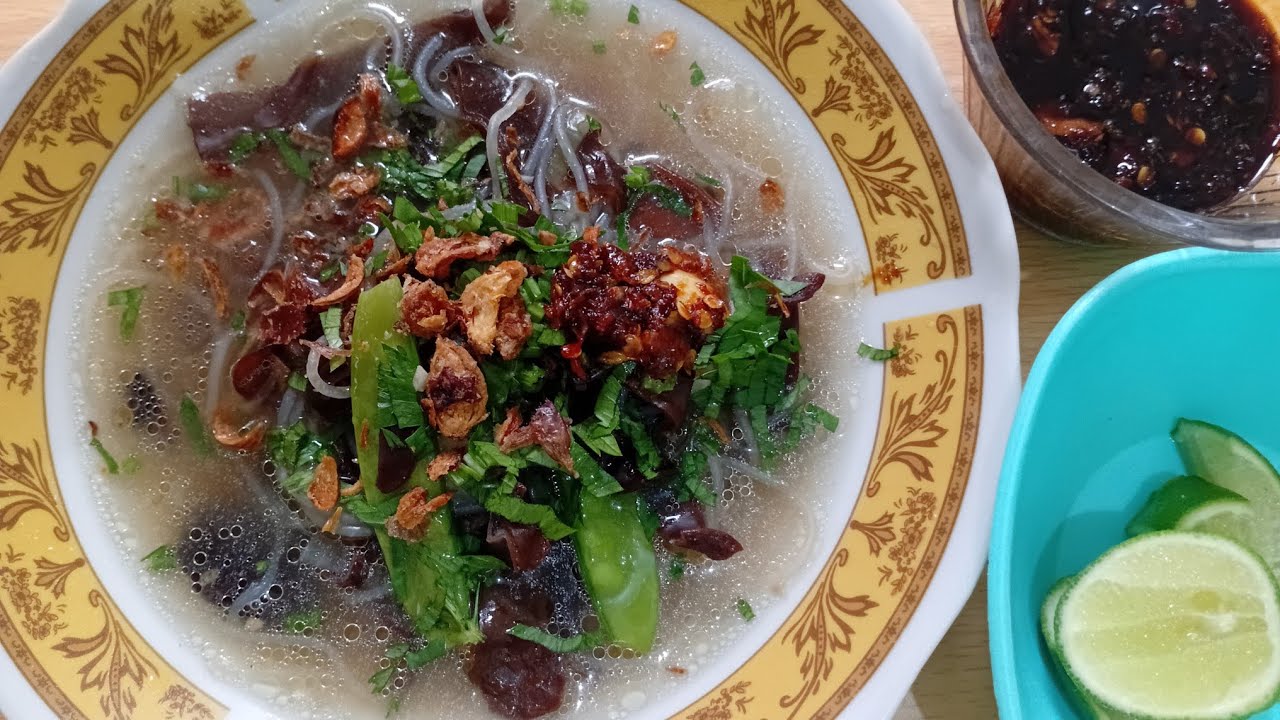 Sup Kimlo Super Irit Kaldu Ayam Tambah Sambel Kecap Uleg Seger Pedas ...