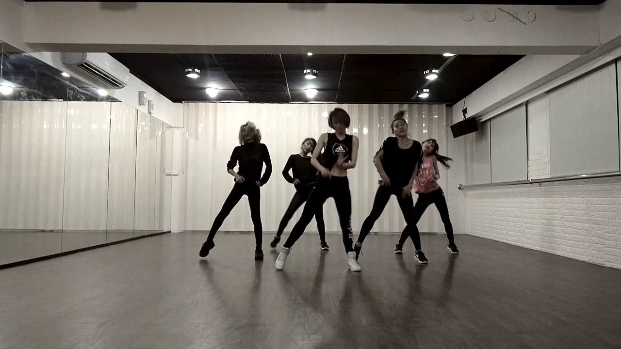 BP Rania - Make Me AH DANCE by Sis 8 - YouTube