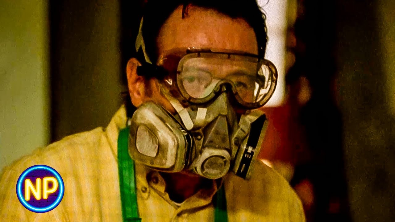 Flashbacks While Cleaning Up a Body | Breaking Bad Season 1 Episode 3 ...
