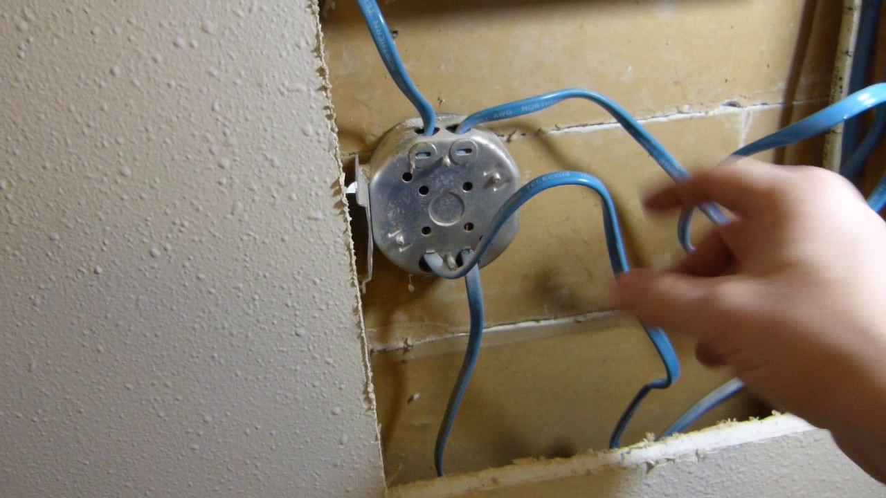 Electrician FAIL: Retarded reno - YouTube