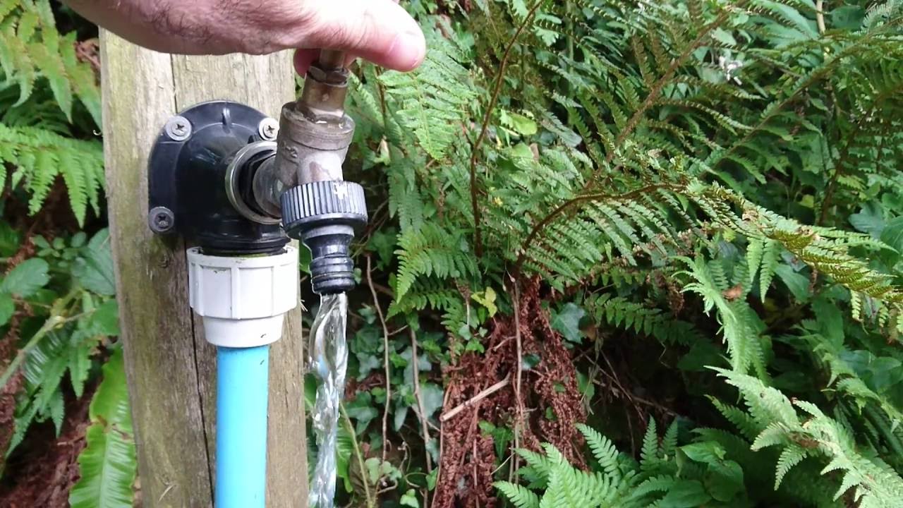 Running outside tap water ASMR - YouTube