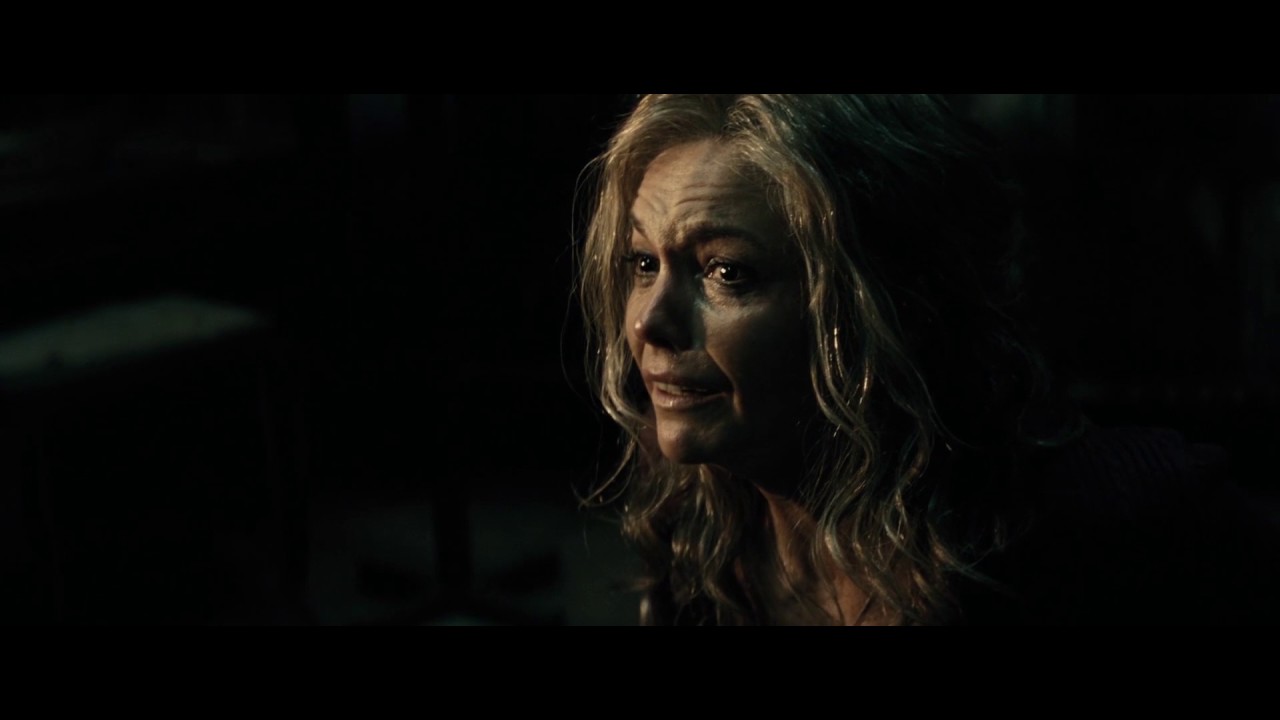 Batman v Superman Saving Martha Fight Scene - YouTube