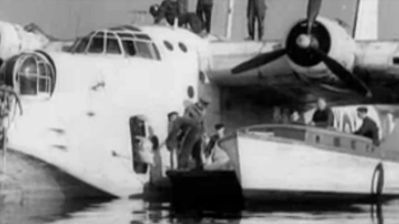 Short Sunderland Flying Boat - YouTube
