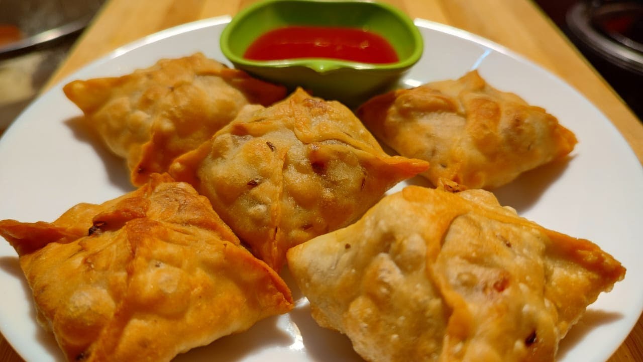 Chicken Box | Easy Chicken Samosa Recipe | How to make chicken samosa ...
