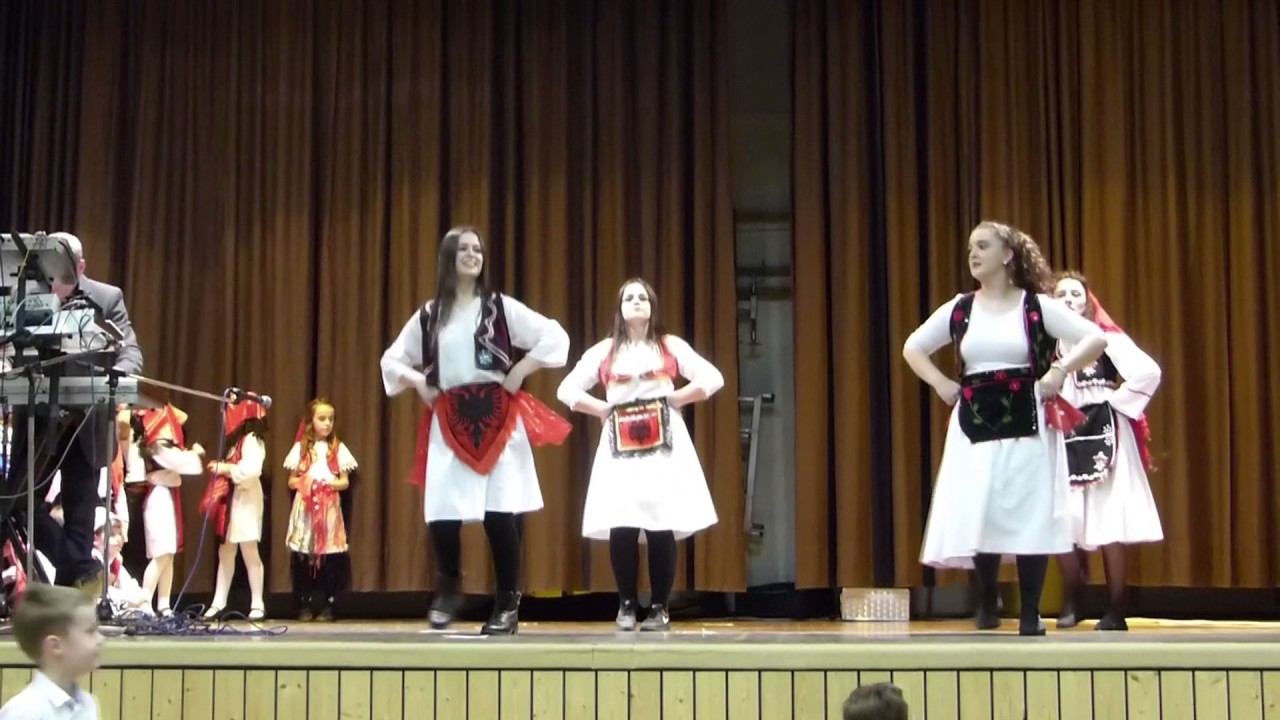 Vallja e Rugoves - Kosova e.V - YouTube