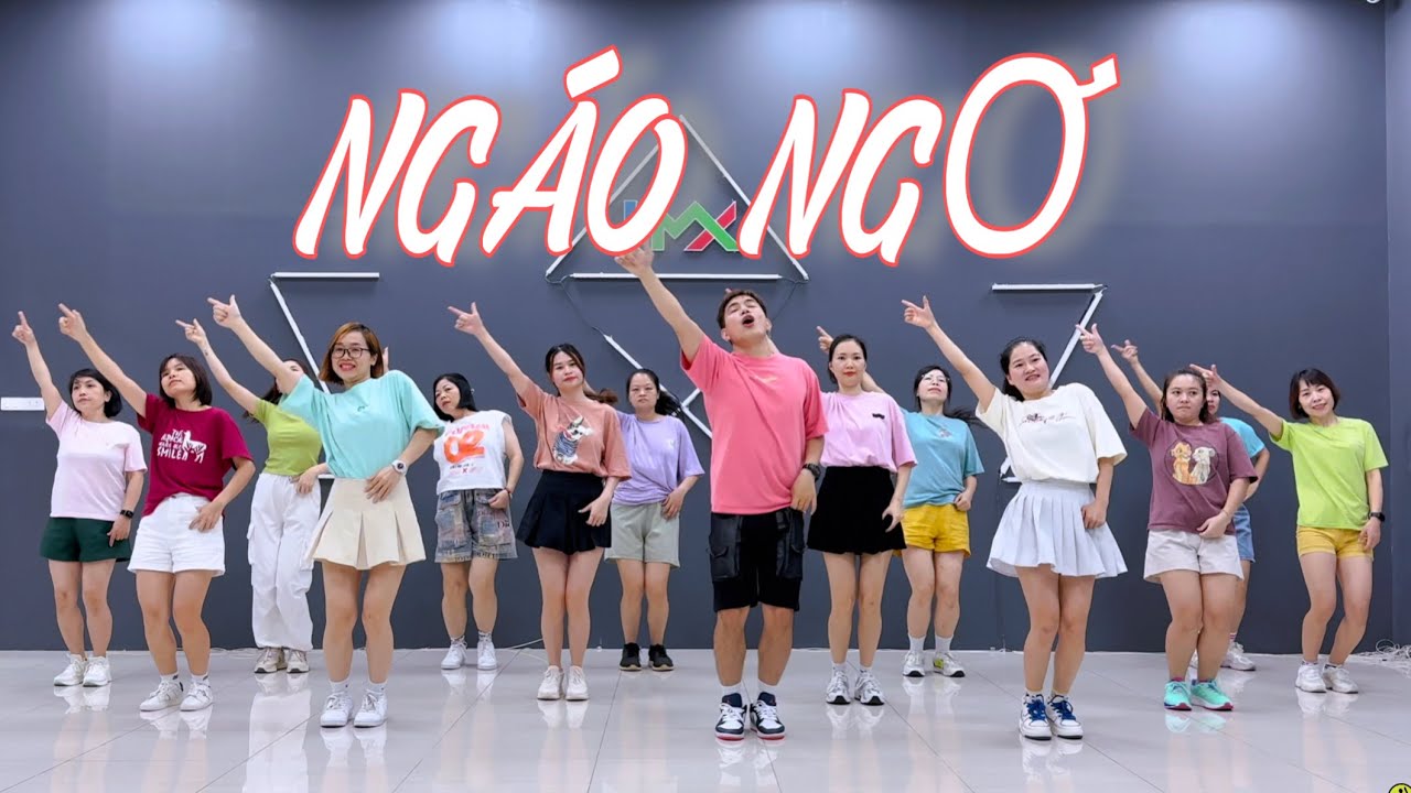 NGÁO NGƠ - HIEUTHUHAI, Atus, Jsol, Erik ft Orange | ATSH | Zumba ...