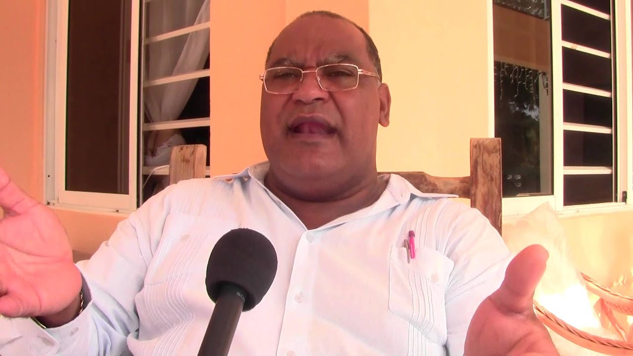 Charles Cooper: "Mac Cijntje a diseñá kaya di 400m pa 1.8 mion" - YouTube