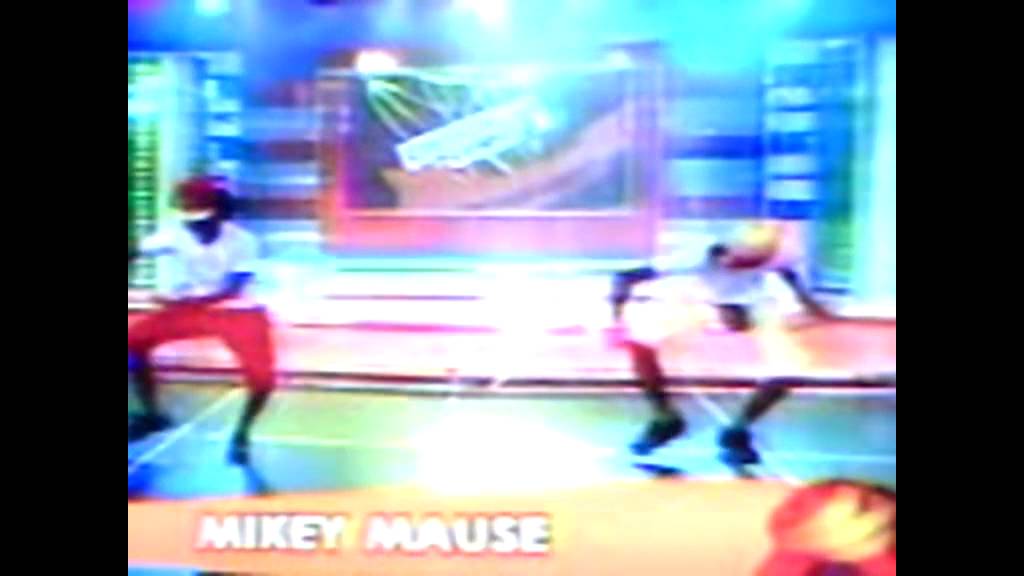 ASI SE BAILA EL DEMBOW - YouTube