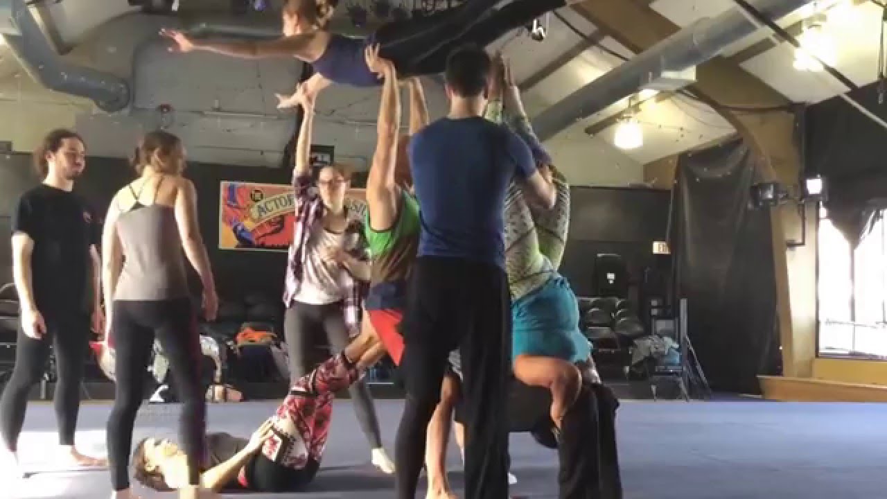 Group Acro - YouTube