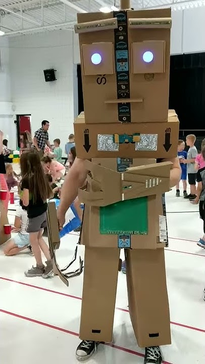 Cardboard Robot with Hummingbird & Micro:Bit - YouTube