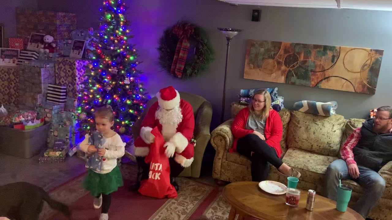 Santa comes to our house on Christmas Eve - YouTube