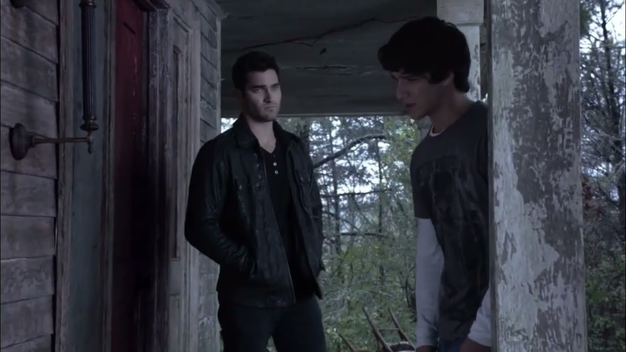 Teen Wolf 1x03 Scott tells Derek about the dream he saw last night ...