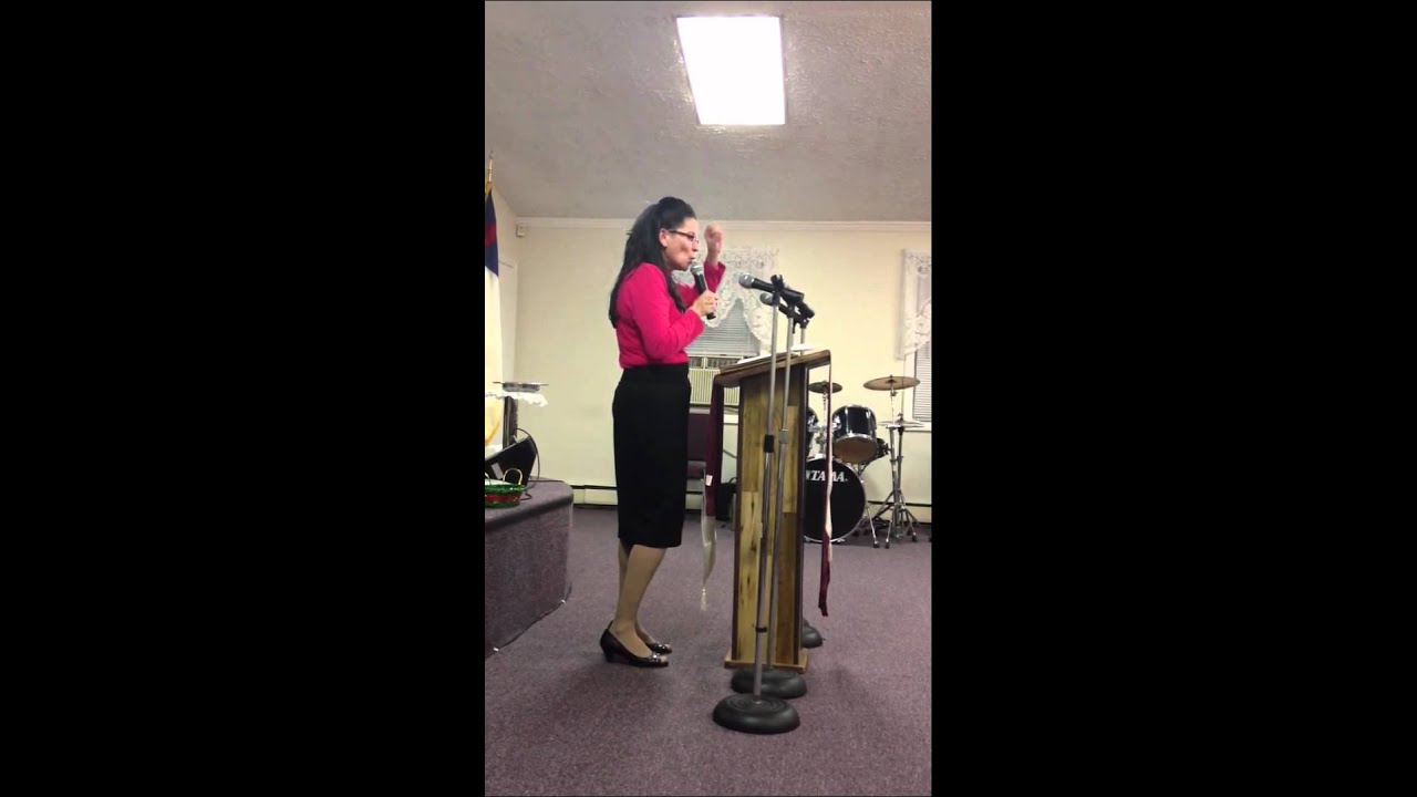 Mujer de Dios predicando a las damas pt - YouTube