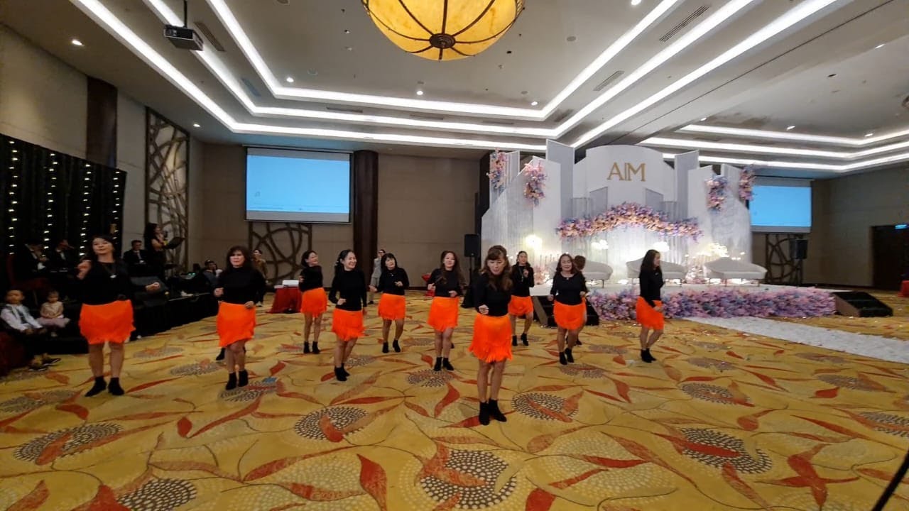 Sajojo Line Dance / Wawa Dance / Choreo: Caecilia M. Fatruan - YouTube