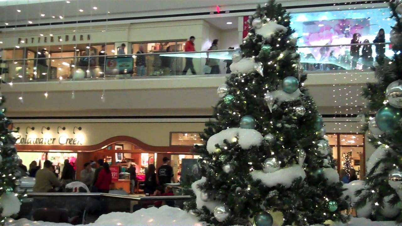 Fair Oaks Mall Christmas deco2 - YouTube