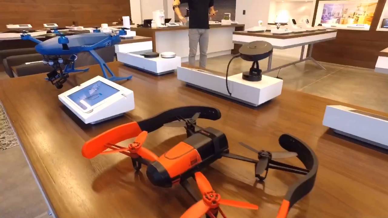 Tour Around b8ta Experience Store - YouTube