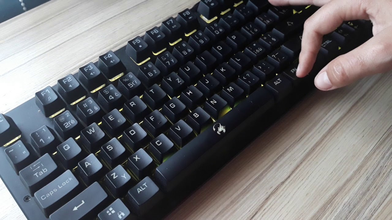 Genius GX Gaming Scorpion K10 | RGB LED - YouTube